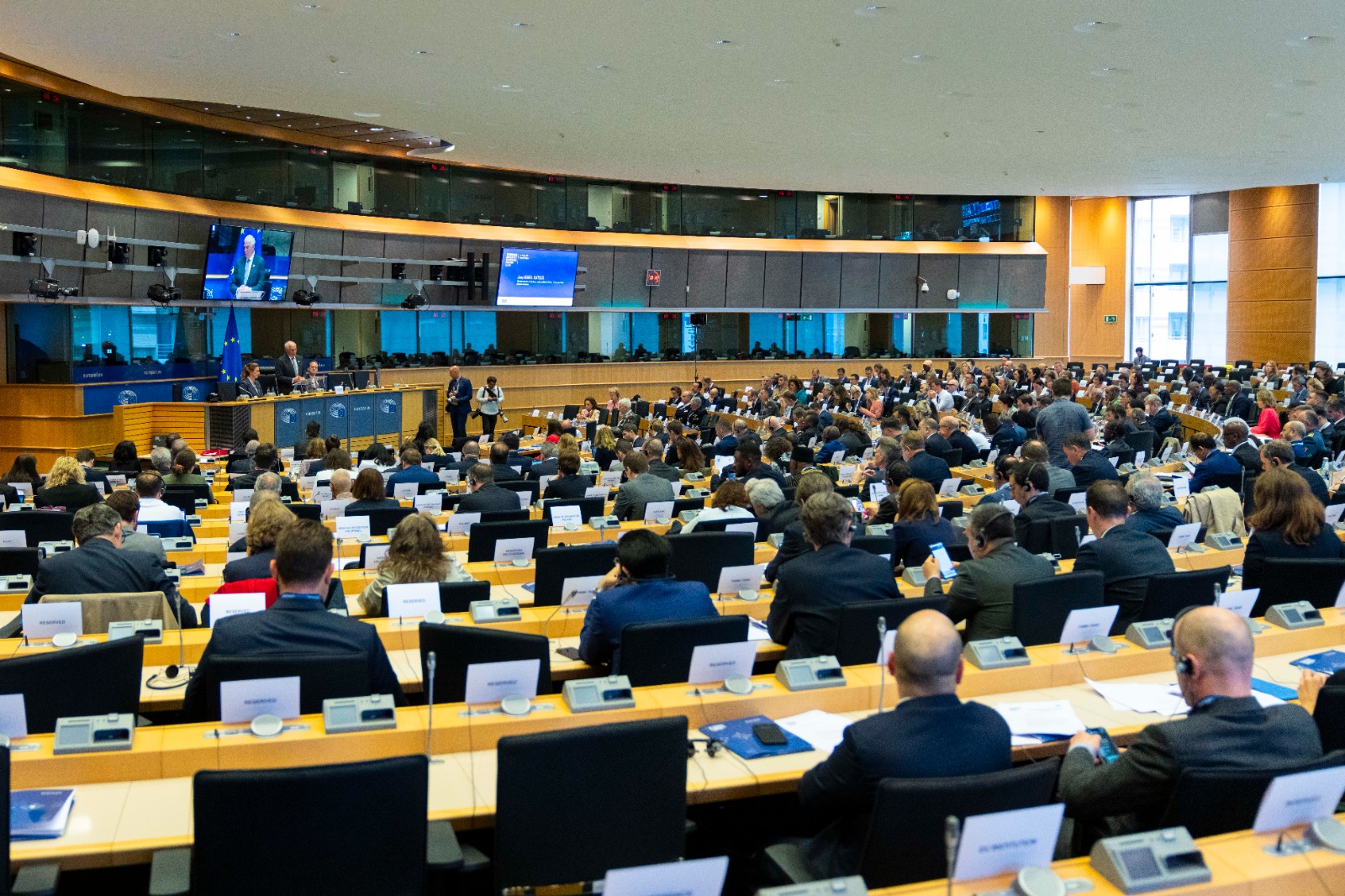 CEEEP participa en reunión global de think tanks académicos en Bruselas ...